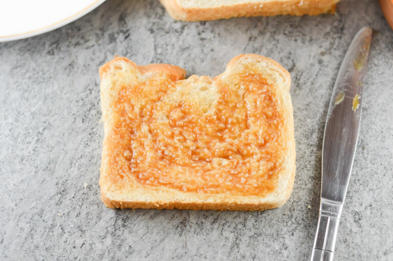 Fairy Bread - Tasty Treats and Eats