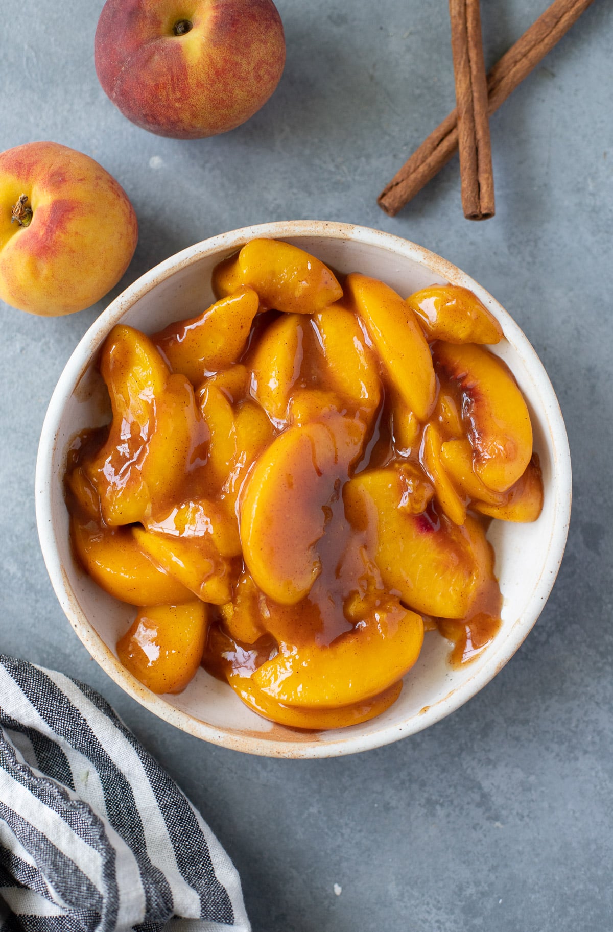 Perfect Peach Pie Filling Recipe - Tasty Treats and Eats