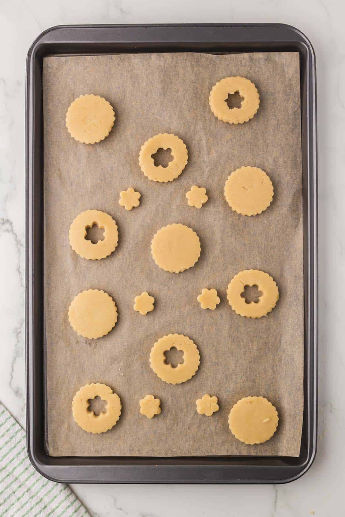 Linzer Tart Cookies - Tasty Treats and Eats