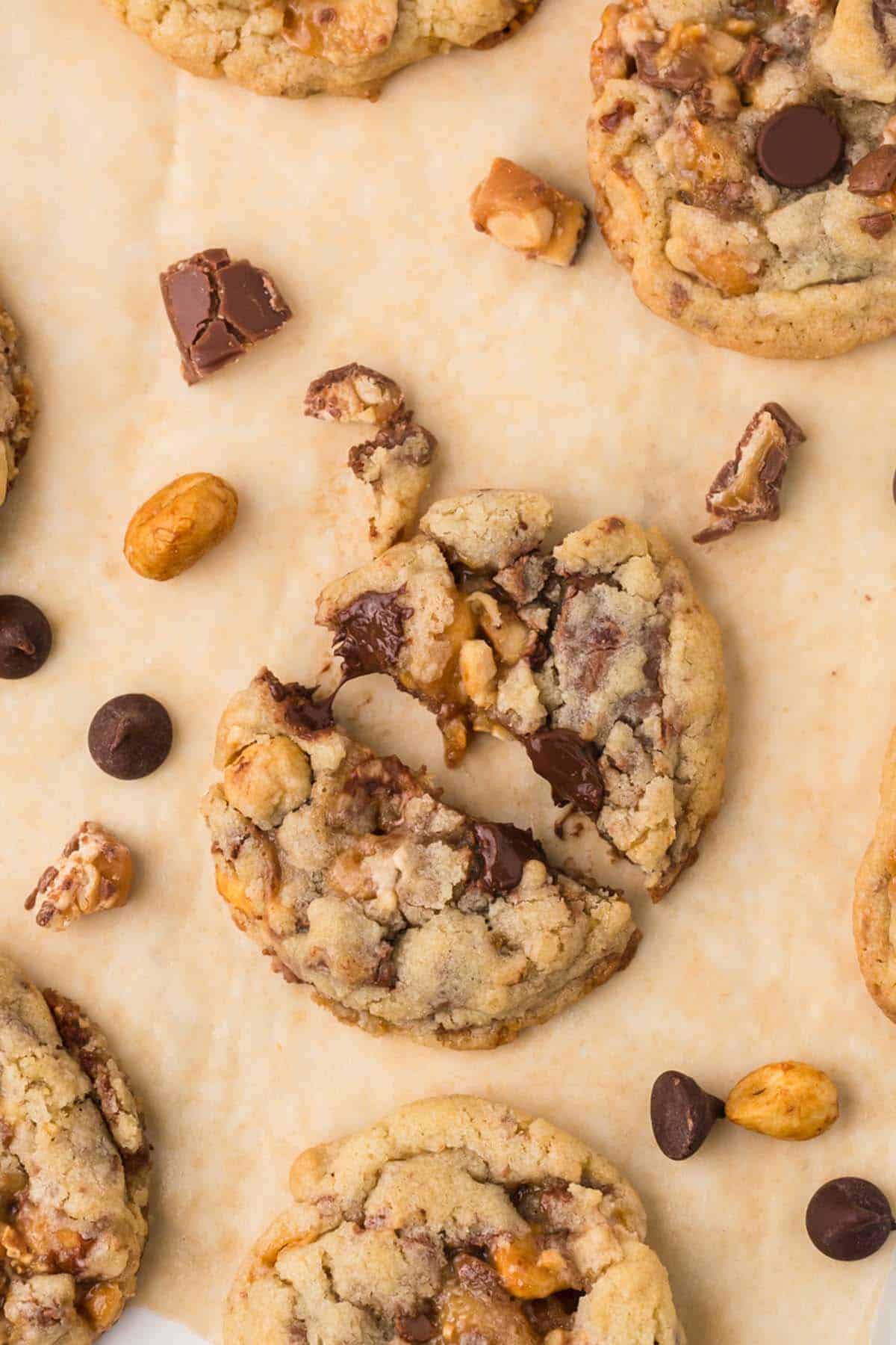 Homemade Snickers Cookies | Tasty Treats and Eats