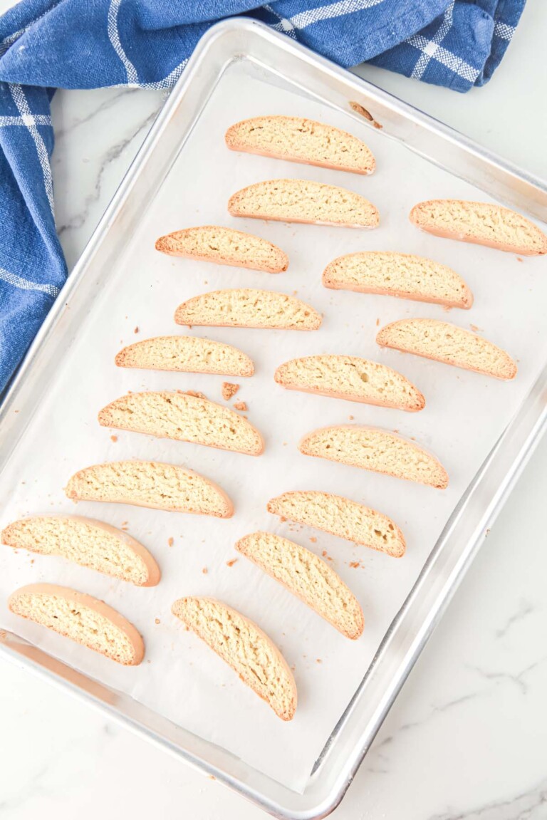 Italian Biscotti Recipe - Tasty Treats and Eats